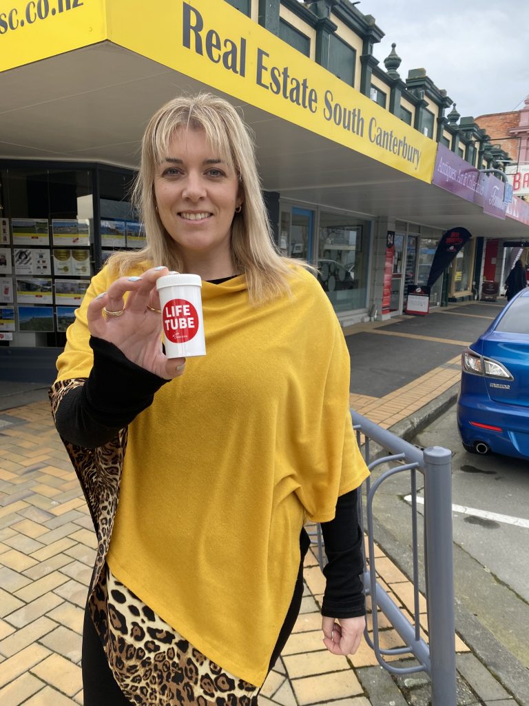 Picking up a life tube could be a life-saver - Timaru Courier